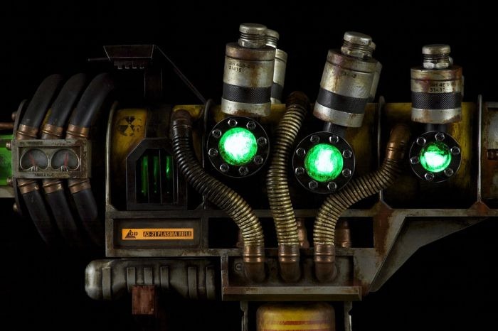 Homemade Fallout 3 Plasma Rifle Replica | Amusing Planet